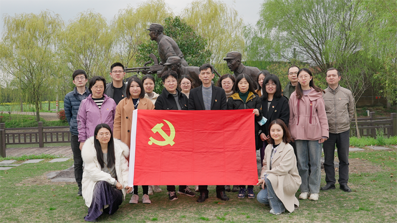 参观党建红色阵地建设 见学乡村振兴绿色发展 开展好节日里的党史学习教育区审计局机关党支部赴练塘镇东庄村参观学习 工作动态 审计局 上海