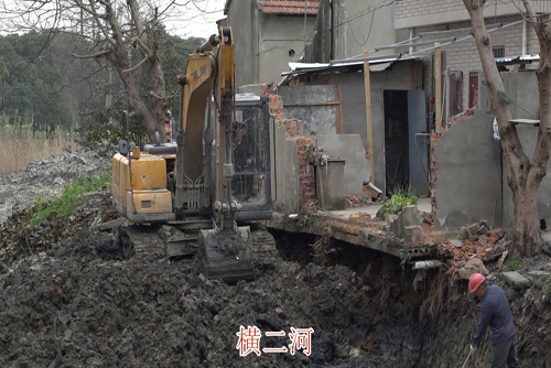 区水务局坚持水岸同治重拳出击打赢中小河道整治攻坚战 图片新闻 新闻中心 上海市青浦区人民政府